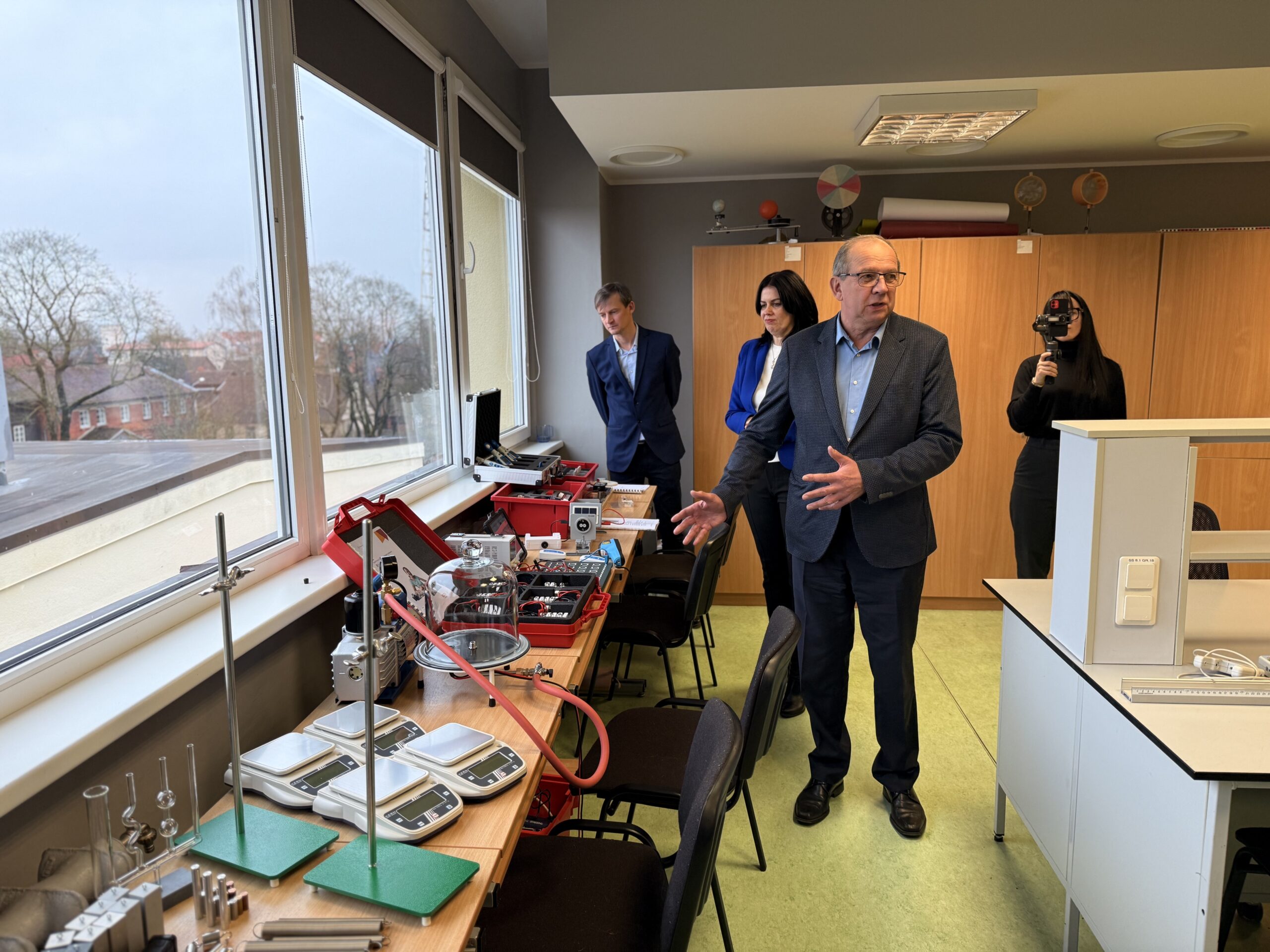 Lielāks prieks mācīties fiziku – Kurzemnieks.lv